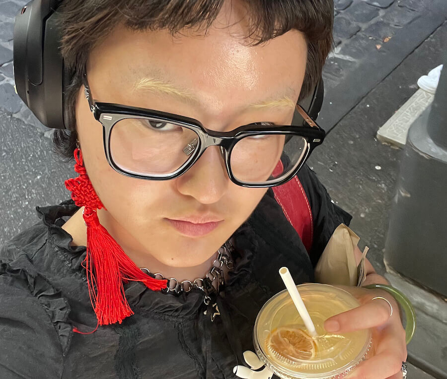 A beginner's guide to chest binding safely